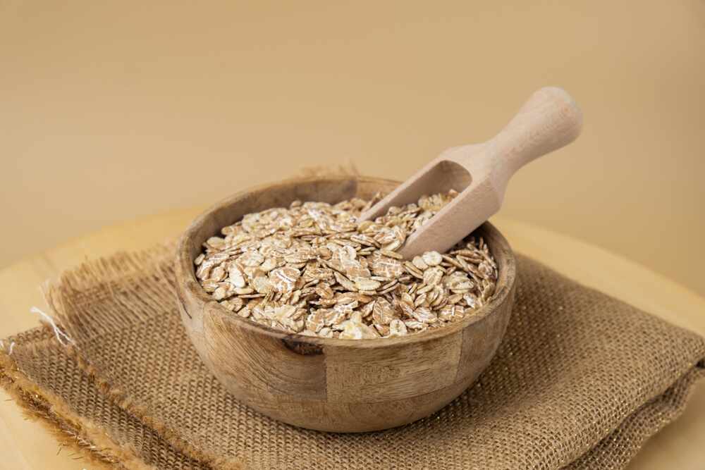 Intense Oatmeal Diet: The Unexpected Cholesterol Fix | Health Guide Daily